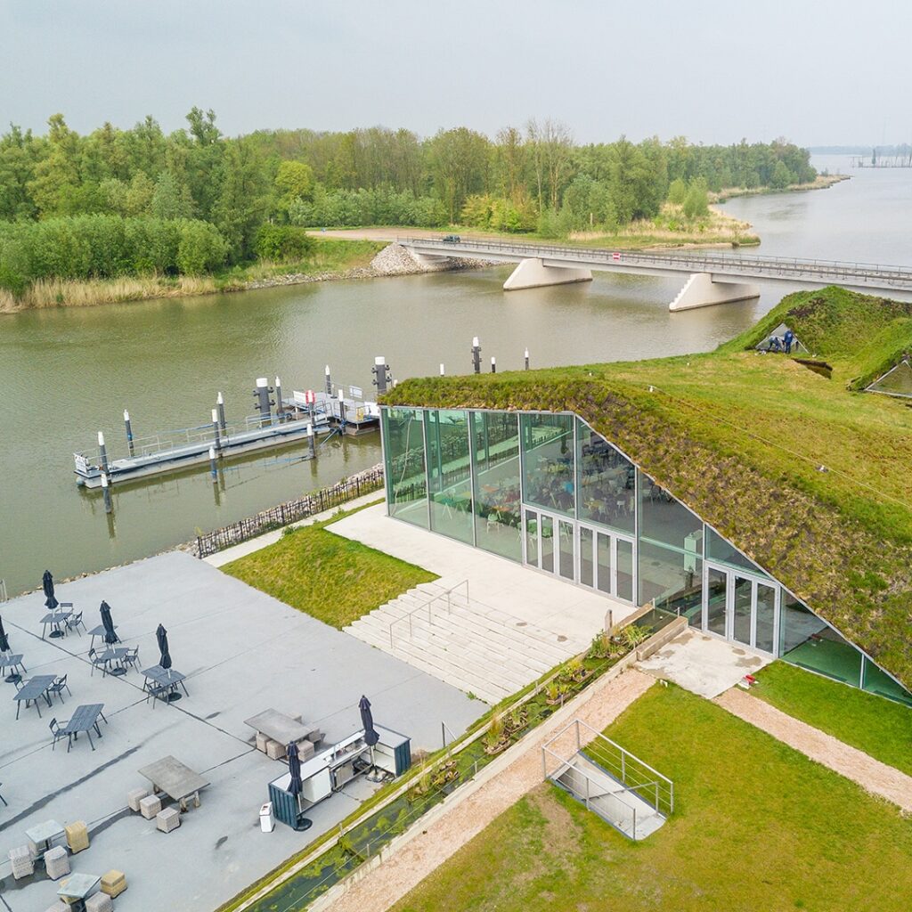 Biesbosch Museum Island - Blokhutboot EN