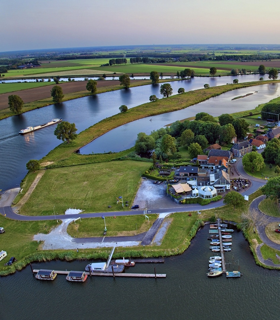 The Gouden Ham - Blokhutboot EN